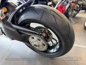 Black Ducati Streetfighter 2022 in Tallinn, with an engine capacity of 1.10 L and mileage of 7 thousand km for 17990 €, photo 17 on AUTOMOTO.COM.LV