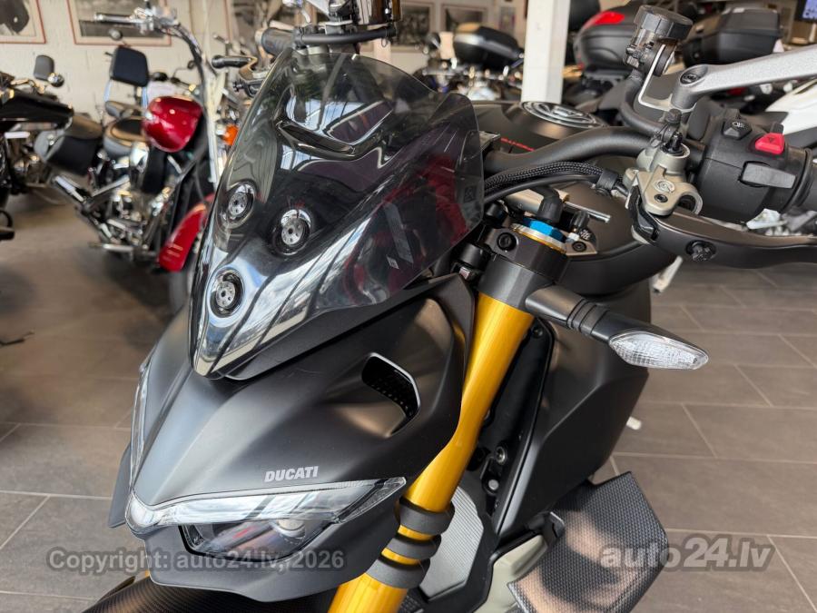 Black Ducati Streetfighter 2022 in Tallinn, with an engine capacity of 1.10 L and mileage of 7 thousand km for 17990 €, photo 21 on AUTOMOTO.COM.LV