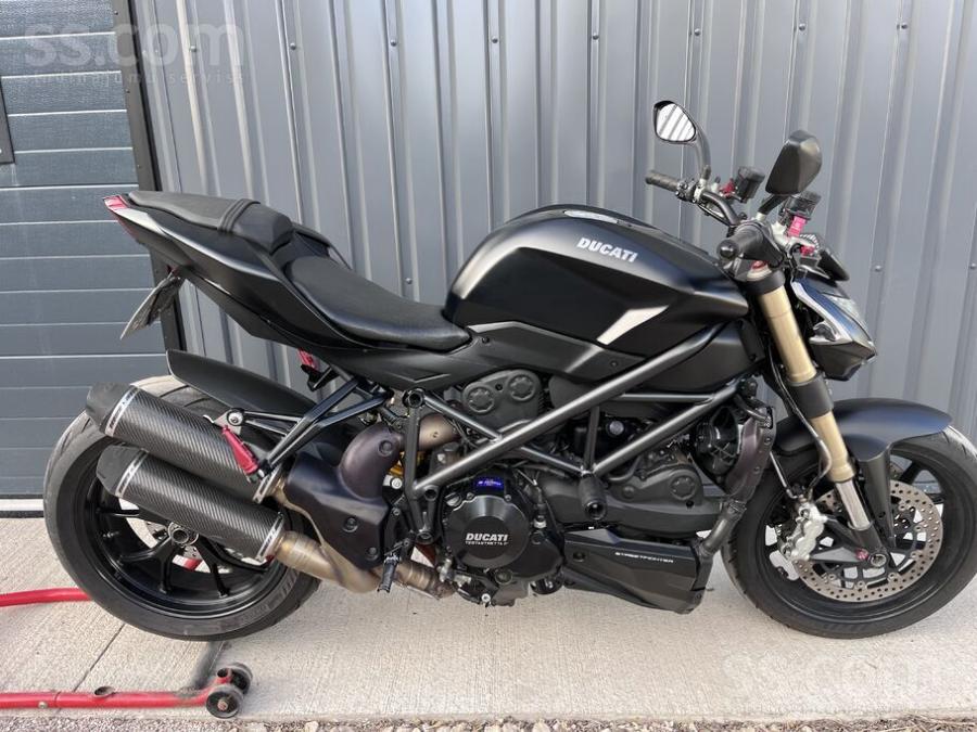 Ducati Streetfighter 2012 Jelgava, ar dzinēja tilpumu 0.85 L un nobraukumu 0 tūkst. km par 5200 €, foto 1 vietnē AUTOMOTO.COM.LV