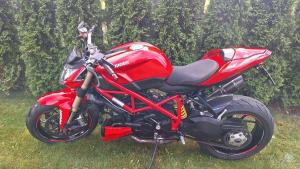 Ducati Streetfighter 2015 in Kaunas, with an engine capacity of 0.85 L and mileage of 8 thousand km for 5800 €, photo 5 on AUTOMOTO.COM.LV