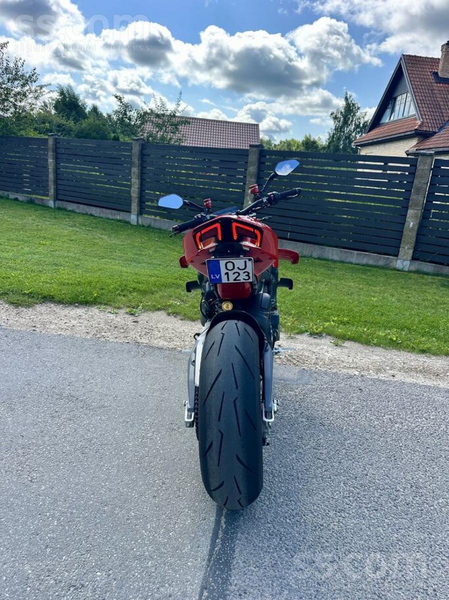 Ducati Streetfighter 2015 Rīga, ar dzinēja tilpumu 1.10 L un nobraukumu 0 tūkst. km par 27000 €, foto 6 vietnē AUTOMOTO.COM.LV