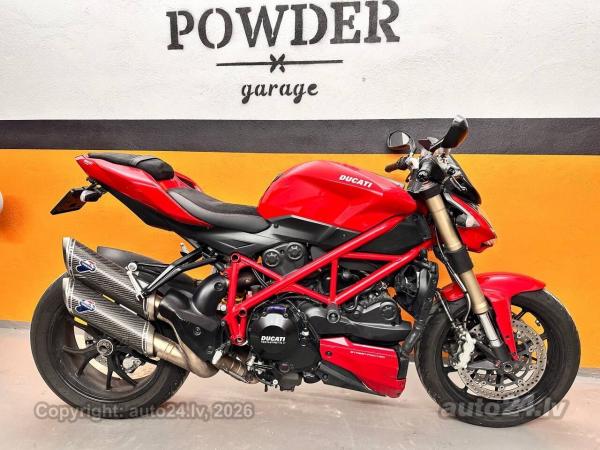 Red Ducati Streetfighter 2015 in Tallinn, with an engine capacity of 0.85 L and mileage of 25 thousand km for 7000 €, photo 1 on AUTOMOTO.COM.LV