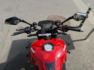 Red Ducati Streetfighter 2021 in Vilnius, with an engine capacity of 1.10 L and mileage of 11 thousand km for 16800 €, photo 8 on AUTOMOTO.COM.LV