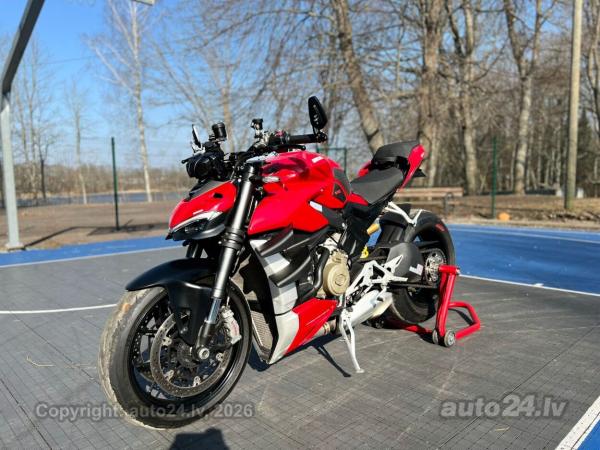 Sarkans Ducati Streetfighter 2023 Pērnava, ar dzinēja tilpumu 1.10 L un nobraukumu 19 tūkst. km par 17200 €, foto 2 vietnē AUTOMOTO.COM.LV