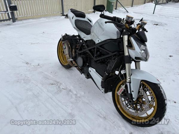 Balts Ducati Streetfighter 2010 Tallina, ar dzinēja tilpumu 1.10 L un nobraukumu 49 tūkst. km par 7300 €, foto 2 vietnē AUTOMOTO.COM.LV