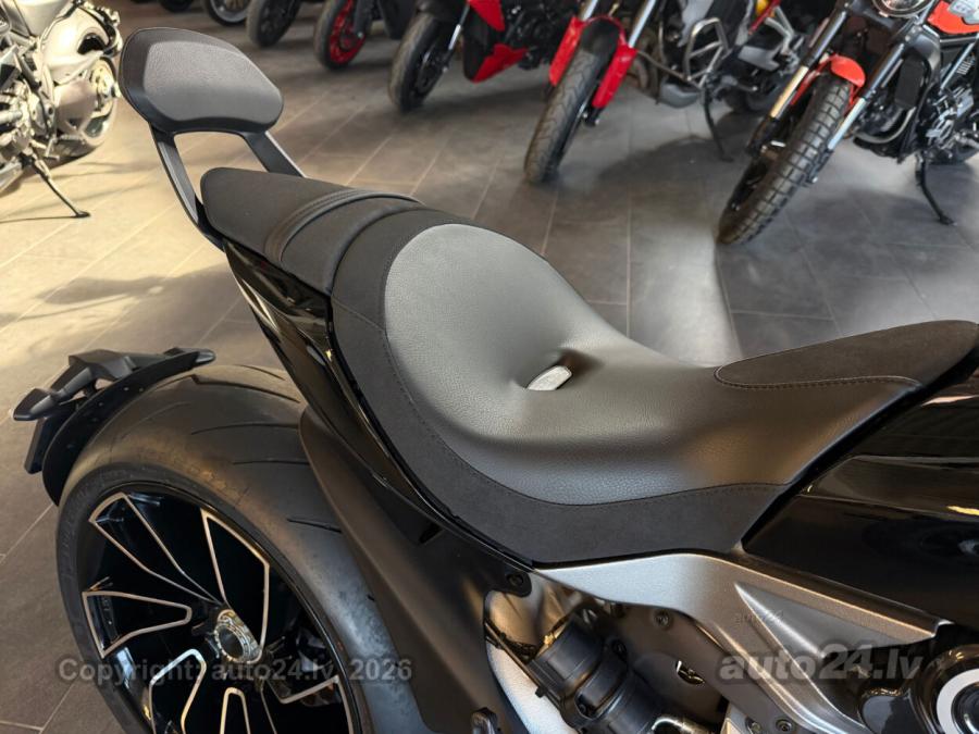 Черный Дукати XDiavel 2024 в Таллин, объемом двигателя 1.26 л и пробегом 673 тыс. км за 19990 €, фото 6 на AUTOMOTO.COM.LV