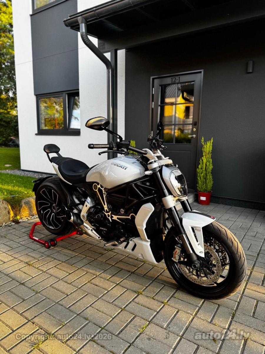 White Ducati XDiavel 2018 in Tallinn, with an engine capacity of 1.26 L and mileage of 8 thousand km for 16900 €, photo 1 on AUTOMOTO.COM.LV