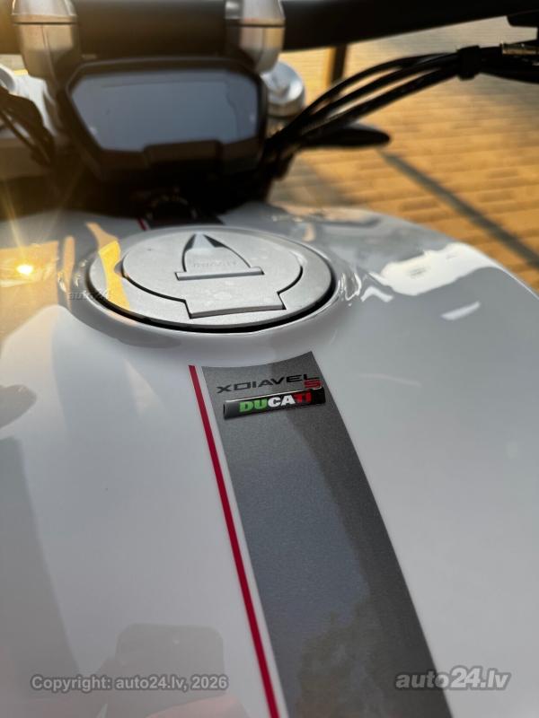 Balts Ducati XDiavel 2018 Tallina, ar dzinēja tilpumu 1.26 L un nobraukumu 8 tūkst. km par 16900 €, foto 4 vietnē AUTOMOTO.COM.LV