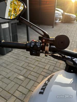 White Ducati XDiavel 2018 in Tallinn, with an engine capacity of 1.26 L and mileage of 8 thousand km for 16900 €, photo 7 on AUTOMOTO.COM.LV