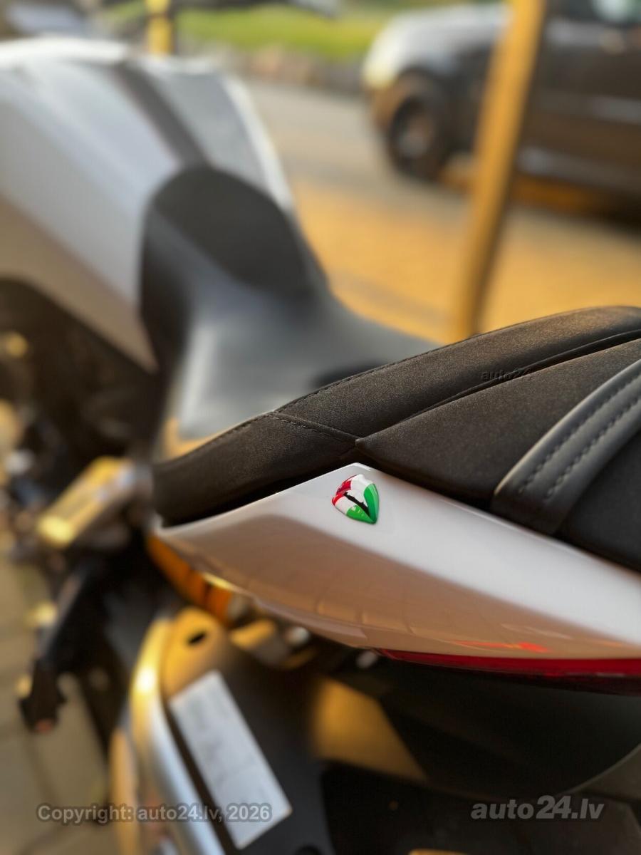White Ducati XDiavel 2018 in Tallinn, with an engine capacity of 1.26 L and mileage of 8 thousand km for 16900 €, photo 17 on AUTOMOTO.COM.LV