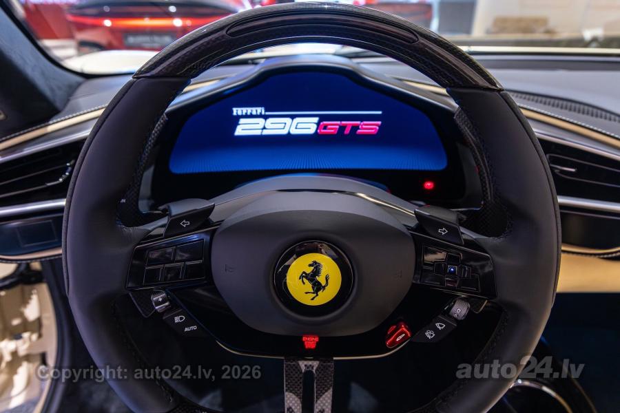 Balts Ferrari 296 2025 Tallina, ar dzinēja tilpumu 2.90 L un nobraukumu 2 tūkst. km par 399900 €, foto 16 vietnē AUTOMOTO.COM.LV