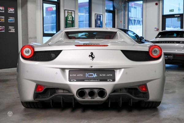 Pelēks Ferrari 458 2014 Kauņa, ar dzinēja tilpumu 4.50 L un nobraukumu 58 tūkst. km par 195950 €, foto 11 vietnē AUTOMOTO.COM.LV
