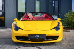 Pelēks Ferrari 458 2014 Kauņa, ar dzinēja tilpumu 4.50 L un nobraukumu 64 tūkst. km par 195550 €, foto 3 vietnē AUTOMOTO.COM.LV