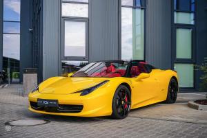 Pelēks Ferrari 458 2014 Kauņa, ar dzinēja tilpumu 4.50 L un nobraukumu 64 tūkst. km par 195550 €, foto 4 vietnē AUTOMOTO.COM.LV
