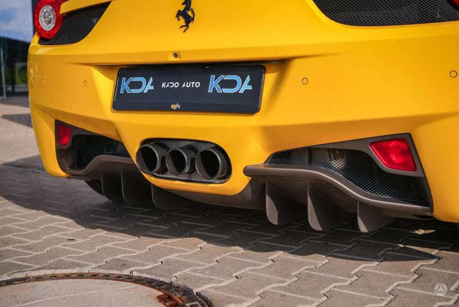 Pelēks Ferrari 458 2014 Kauņa, ar dzinēja tilpumu 4.50 L un nobraukumu 64 tūkst. km par 195550 €, foto 11 vietnē AUTOMOTO.COM.LV
