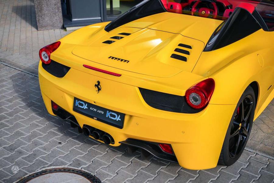 Pelēks Ferrari 458 2014 Kauņa, ar dzinēja tilpumu 4.50 L un nobraukumu 64 tūkst. km par 195550 €, foto 17 vietnē AUTOMOTO.COM.LV