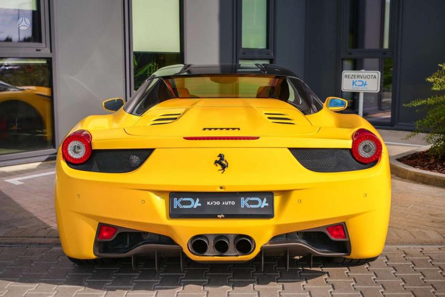 Pelēks Ferrari 458 2014 Kauņa, ar dzinēja tilpumu 4.50 L un nobraukumu 64 tūkst. km par 195550 €, foto 19 vietnē AUTOMOTO.COM.LV