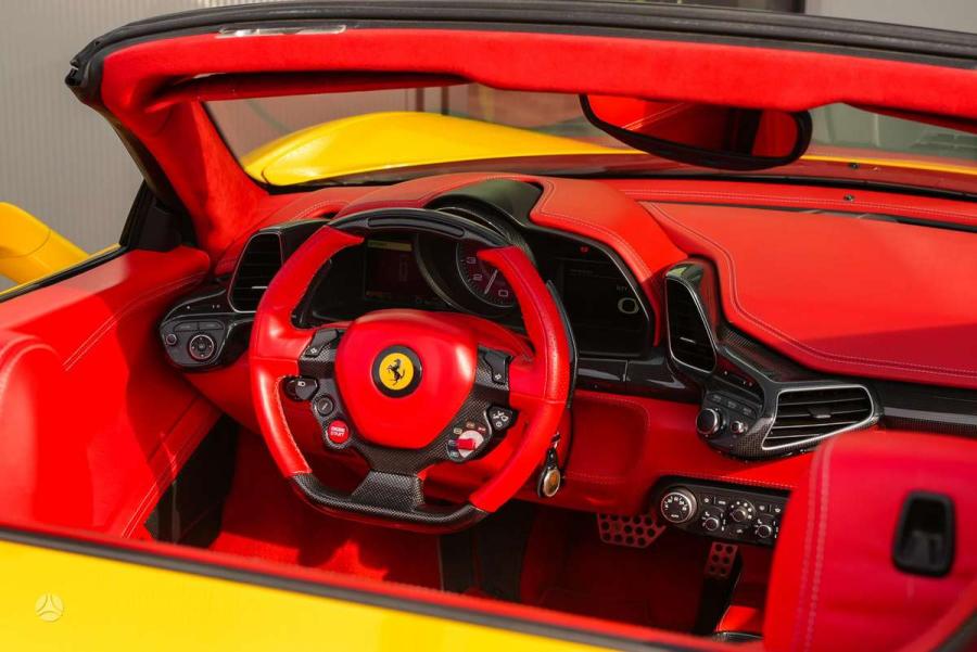 Pelēks Ferrari 458 2014 Kauņa, ar dzinēja tilpumu 4.50 L un nobraukumu 64 tūkst. km par 195550 €, foto 23 vietnē AUTOMOTO.COM.LV