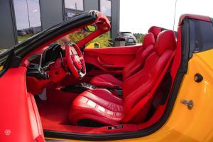 Pelēks Ferrari 458 2014 Kauņa, ar dzinēja tilpumu 4.50 L un nobraukumu 64 tūkst. km par 195550 €, foto 30 vietnē AUTOMOTO.COM.LV