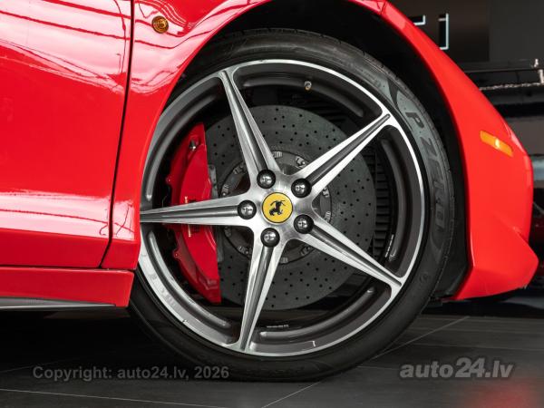 Sarkans Ferrari 458-italia 2011 Tallina, ar dzinēja tilpumu 4.50 L un nobraukumu 50 tūkst. km par 199900 €, foto 9 vietnē AUTOMOTO.COM.LV