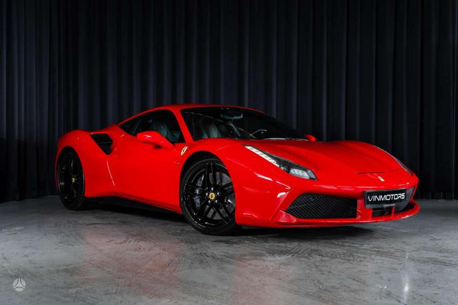 Красный Феррари 488 GTB 2017 в Вильнюс, объемом двигателя 3.90 л и пробегом 57 тыс. км за 169999 €, фото 4 на AUTOMOTO.COM.LV