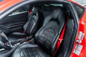 Красный Феррари 488 GTB 2017 в Вильнюс, объемом двигателя 3.90 л и пробегом 57 тыс. км за 169999 €, фото 21 на AUTOMOTO.COM.LV