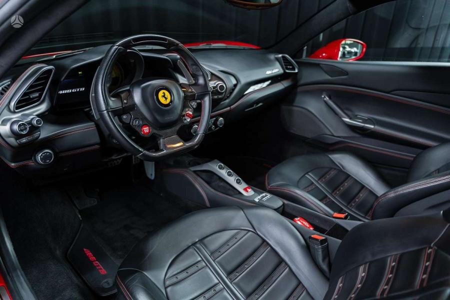 Красный Феррари 488 GTB 2017 в Вильнюс, объемом двигателя 3.90 л и пробегом 57 тыс. км за 169999 €, фото 22 на AUTOMOTO.COM.LV