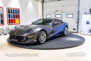 Pelēks Ferrari 812 2020 Tallina, ar dzinēja tilpumu 6.50 L un nobraukumu 38 tūkst. km par 328600 €, foto 1 vietnē AUTOMOTO.COM.LV