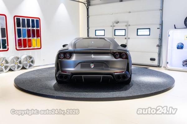 Pelēks Ferrari 812 2020 Tallina, ar dzinēja tilpumu 6.50 L un nobraukumu 38 tūkst. km par 328600 €, foto 3 vietnē AUTOMOTO.COM.LV