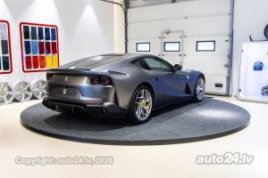 Pelēks Ferrari 812 2020 Tallina, ar dzinēja tilpumu 6.50 L un nobraukumu 38 tūkst. km par 328600 €, foto 4 vietnē AUTOMOTO.COM.LV