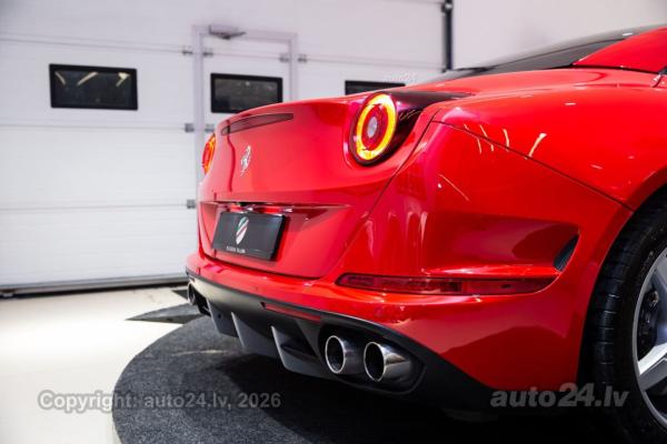 Sarkans Ferrari California 2015 Tallina, ar dzinēja tilpumu 3.90 L un nobraukumu 34 tūkst. km par 156198 €, foto 8 vietnē AUTOMOTO.COM.LV
