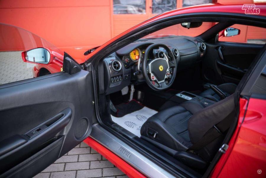 Red Ferrari F430 2008 in Kaunas, with an engine capacity of 4.30 L and mileage of 95 thousand km for 93450 €, photo 20 on AUTOMOTO.COM.LV