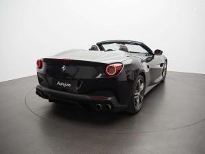 Black Ferrari Portofino 2020 in Vilnius, with an engine capacity of 3.86 L and mileage of 30 thousand km for 211750 €, photo 5 on AUTOMOTO.COM.LV
