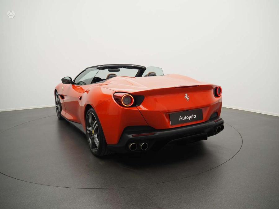 Sarkans Ferrari Portofino 2020 Viļņa, ar dzinēja tilpumu 3.86 L un nobraukumu 30 tūkst. km par 245388 €, foto 6 vietnē AUTOMOTO.COM.LV