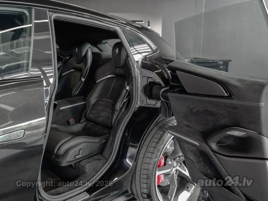 Black Ferrari Purosangue 2026 in Tallinn, with an engine capacity of 6.50 L and mileage of 0 thousand km for 562900 €, photo 8 on AUTOMOTO.COM.LV