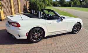 White Fiat 124 2017 in Siauliai, with an engine capacity of 1.40 L and mileage of 57 thousand km for 24900 €, photo 7 on AUTOMOTO.COM.LV