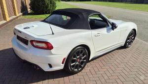 White Fiat 124 2017 in Siauliai, with an engine capacity of 1.40 L and mileage of 57 thousand km for 24900 €, photo 18 on AUTOMOTO.COM.LV