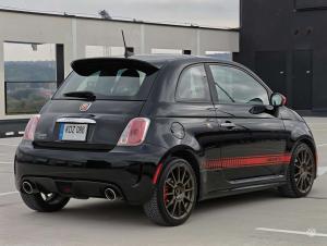 Черный Фиат 500 Abarth 2017 в Вильнюс, объемом двигателя 1.37 л и пробегом 61 тыс. км за 10500 €, фото 7 на AUTOMOTO.COM.LV