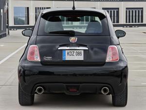 Черный Фиат 500 Abarth 2017 в Вильнюс, объемом двигателя 1.37 л и пробегом 61 тыс. км за 10500 €, фото 8 на AUTOMOTO.COM.LV