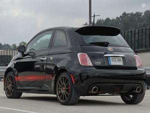 Черный Фиат 500 Abarth 2017 в Вильнюс, объемом двигателя 1.37 л и пробегом 61 тыс. км за 10500 €, фото 10 на AUTOMOTO.COM.LV