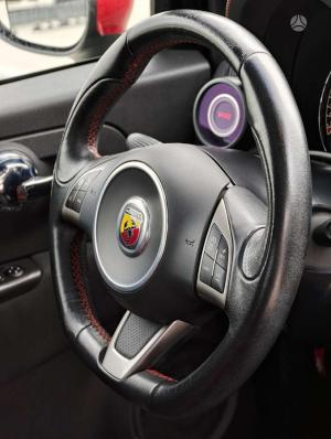 Черный Фиат 500 Abarth 2017 в Вильнюс, объемом двигателя 1.37 л и пробегом 61 тыс. км за 10500 €, фото 18 на AUTOMOTO.COM.LV
