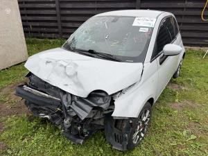 Pelēks Fiat 500 Abarth 2017 Klaipėda, ar dzinēja tilpumu 1.40 L un nobraukumu 66 tūkst. km par 3500 €, foto 7 vietnē AUTOMOTO.COM.LV