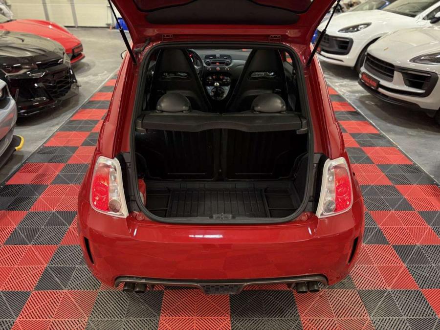 Красный Фиат 500 Abarth 2016 в Вильнюс, объемом двигателя 1.37 л и пробегом 189 тыс. км за 10650 €, фото 28 на AUTOMOTO.COM.LV
