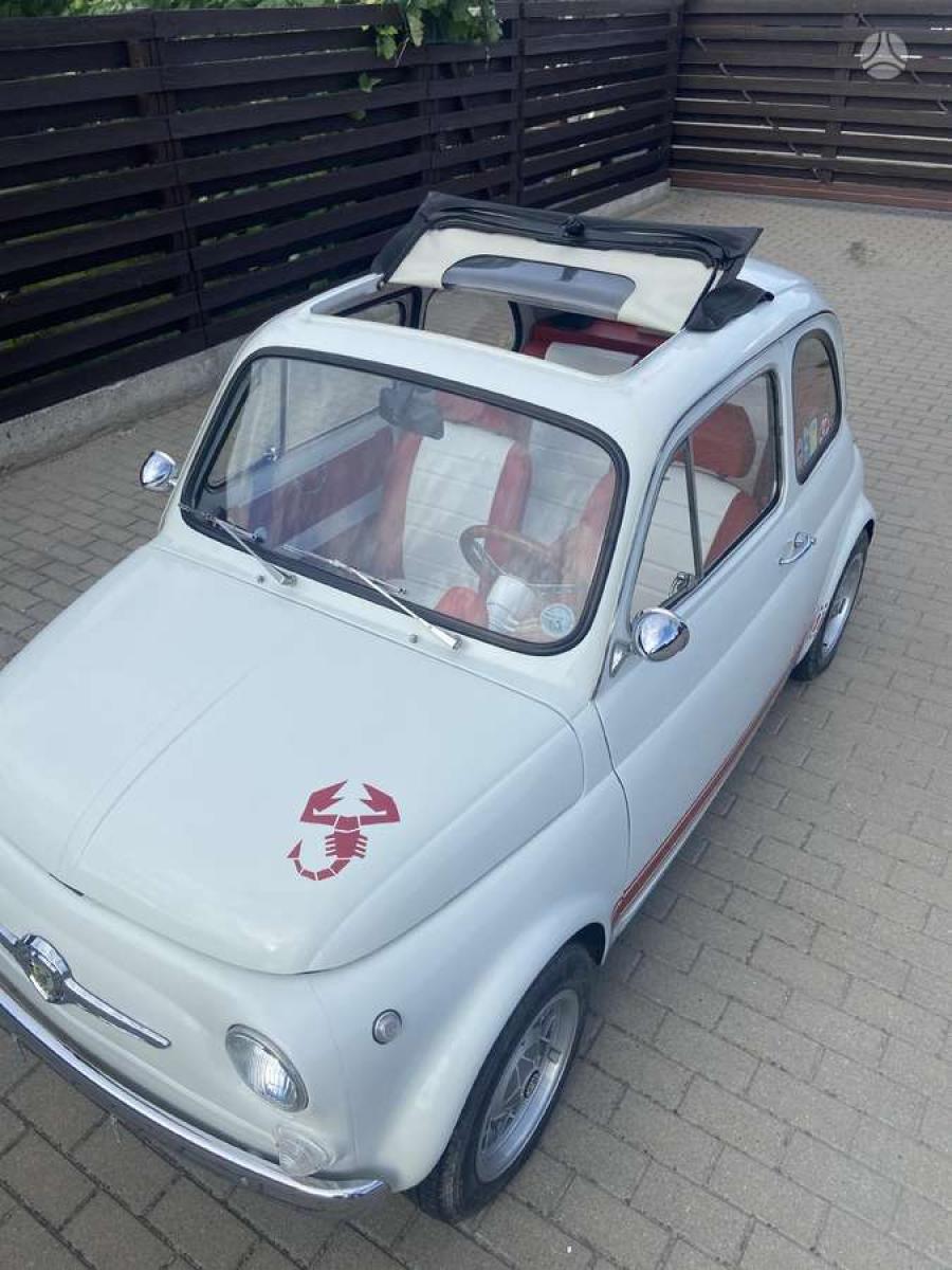 Белый Фиат 500 Abarth 1965 в Каунас, объемом двигателя 0.50 л и пробегом 8 тыс. км за 13500 €, фото 2 на AUTOMOTO.COM.LV