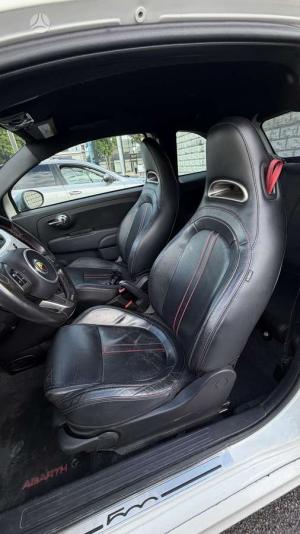 White Fiat 500 Abarth 2013 in Kaunas, with an engine capacity of 1.40 L and mileage of 169 thousand km for 7200 €, photo 11 on AUTOMOTO.COM.LV