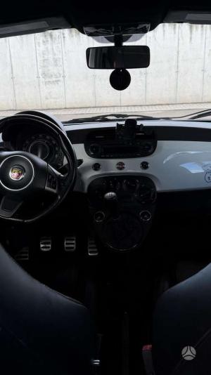 White Fiat 500 Abarth 2013 in Kaunas, with an engine capacity of 1.40 L and mileage of 169 thousand km for 7200 €, photo 19 on AUTOMOTO.COM.LV