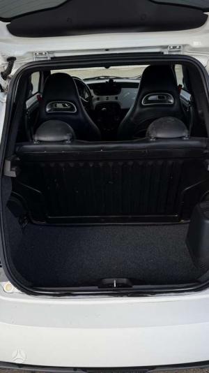 White Fiat 500 Abarth 2013 in Kaunas, with an engine capacity of 1.40 L and mileage of 169 thousand km for 7200 €, photo 20 on AUTOMOTO.COM.LV