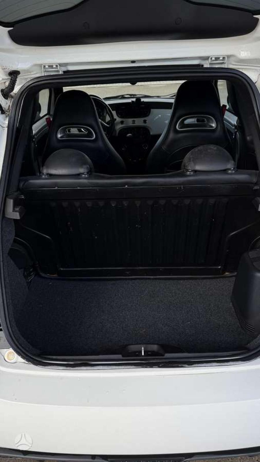 White Fiat 500 Abarth 2013 in Kaunas, with an engine capacity of 1.40 L and mileage of 169 thousand km for 7200 €, photo 20 on AUTOMOTO.COM.LV