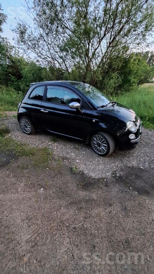 Black Fiat 500 2008 in Jekabpils, with an engine capacity of 1.30 L and mileage of 282 thousand km for 2300 €, photo 2 on AUTOMOTO.COM.LV