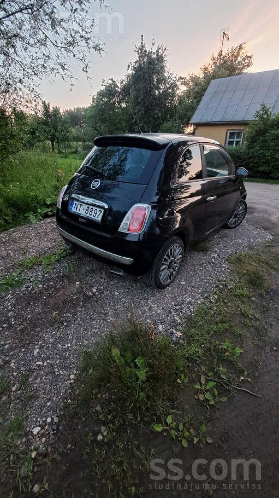 Melns Fiat 500 2008 Jēkabpils, ar dzinēja tilpumu 1.30 L un nobraukumu 282 tūkst. km par 2300 €, foto 4 vietnē AUTOMOTO.COM.LV